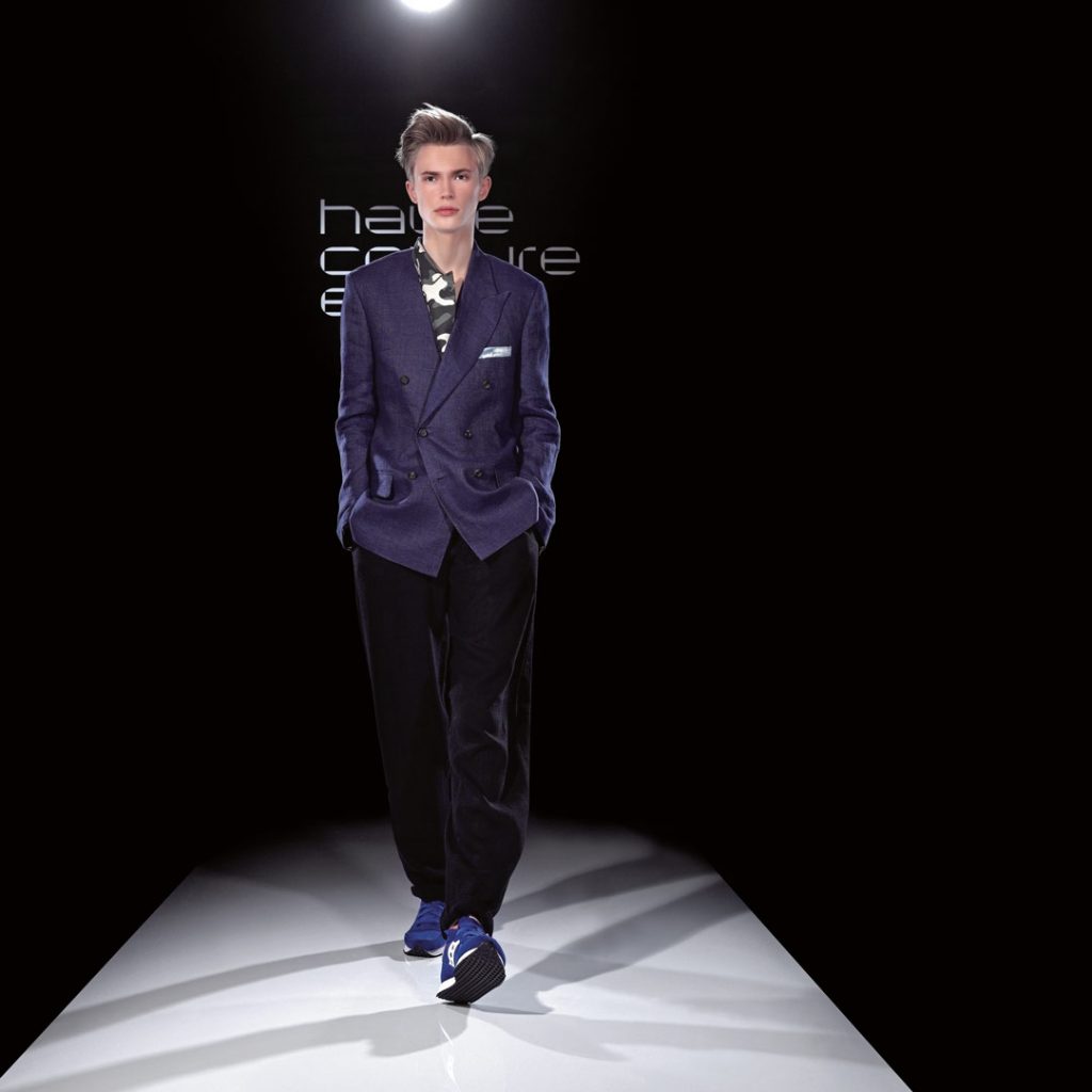 Edel und salonexklusiv: COUTURE PERFECT STYLING von ESTEL