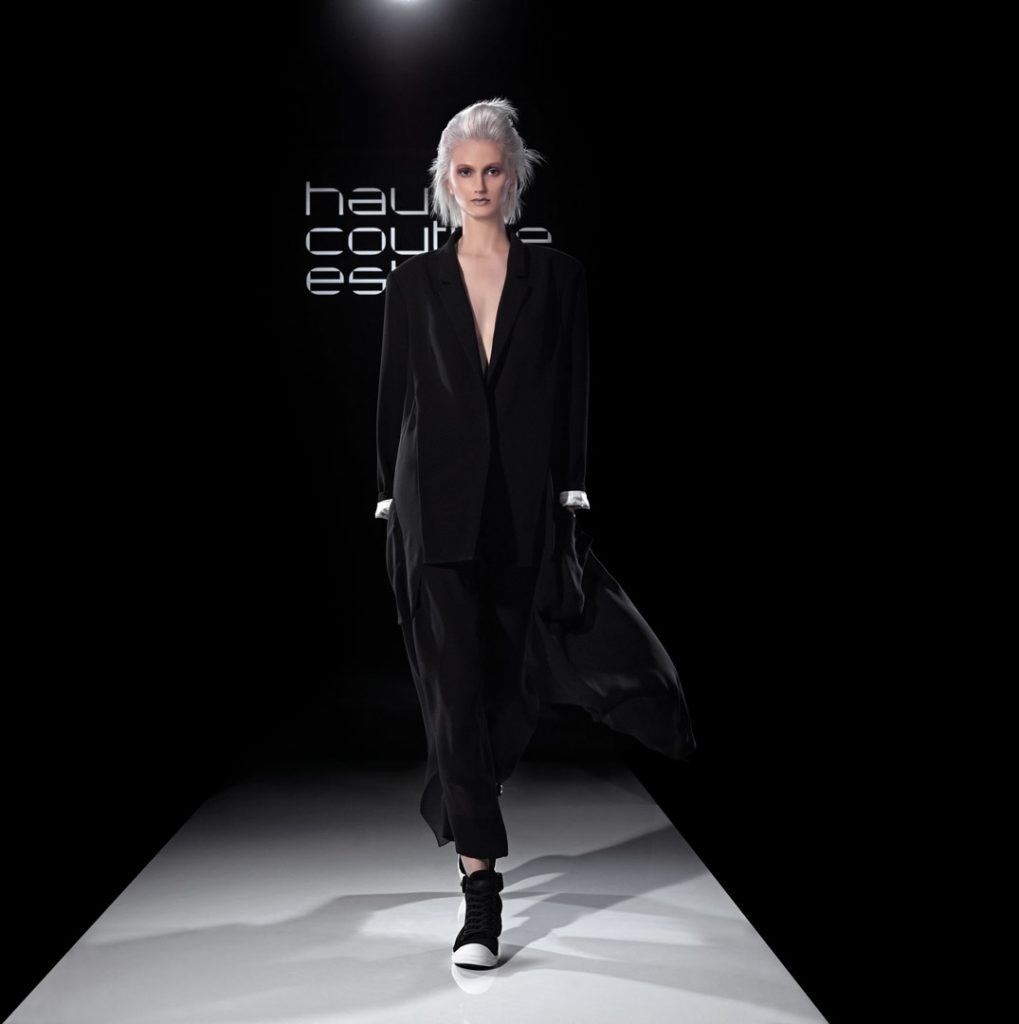 Edel und salonexklusiv: COUTURE PERFECT STYLING von ESTEL