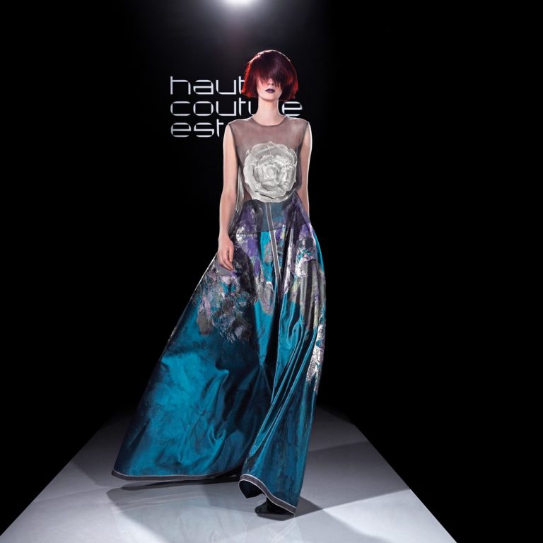 Edel und salonexklusiv: COUTURE PERFECT STYLING von ESTEL